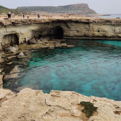 Sea Caves 🏖️ Protaras, Cypr, Cypr - szczegółowe funkcje, mapa, zdjęcia
